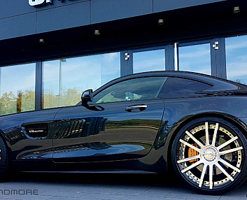 Mercedes AMG GT Tuning mit Felgen und Auspuffanlage